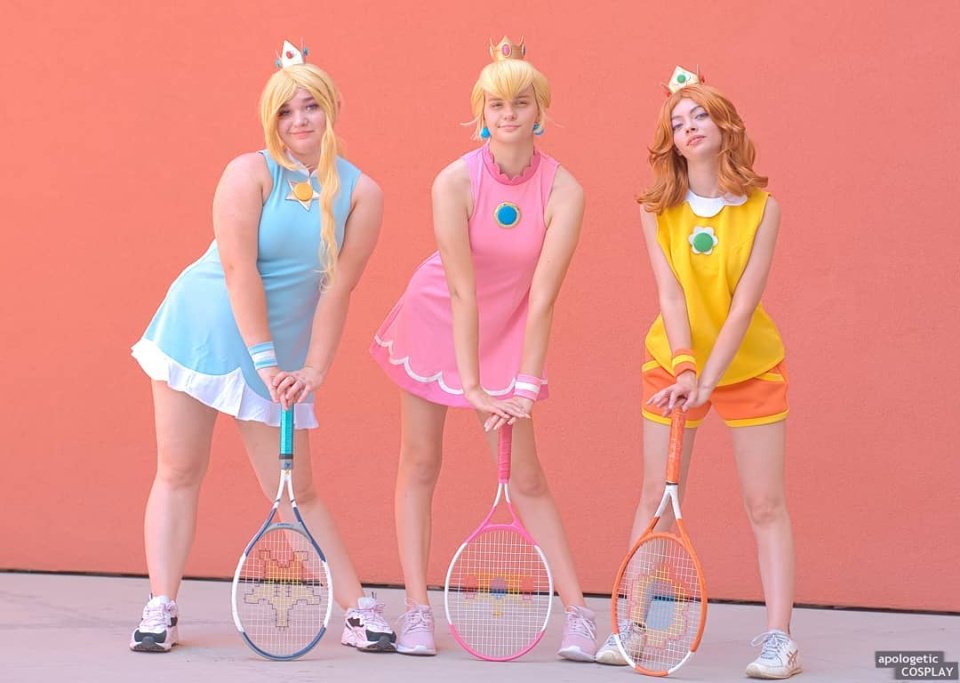 Princess Peach Tennis Costume