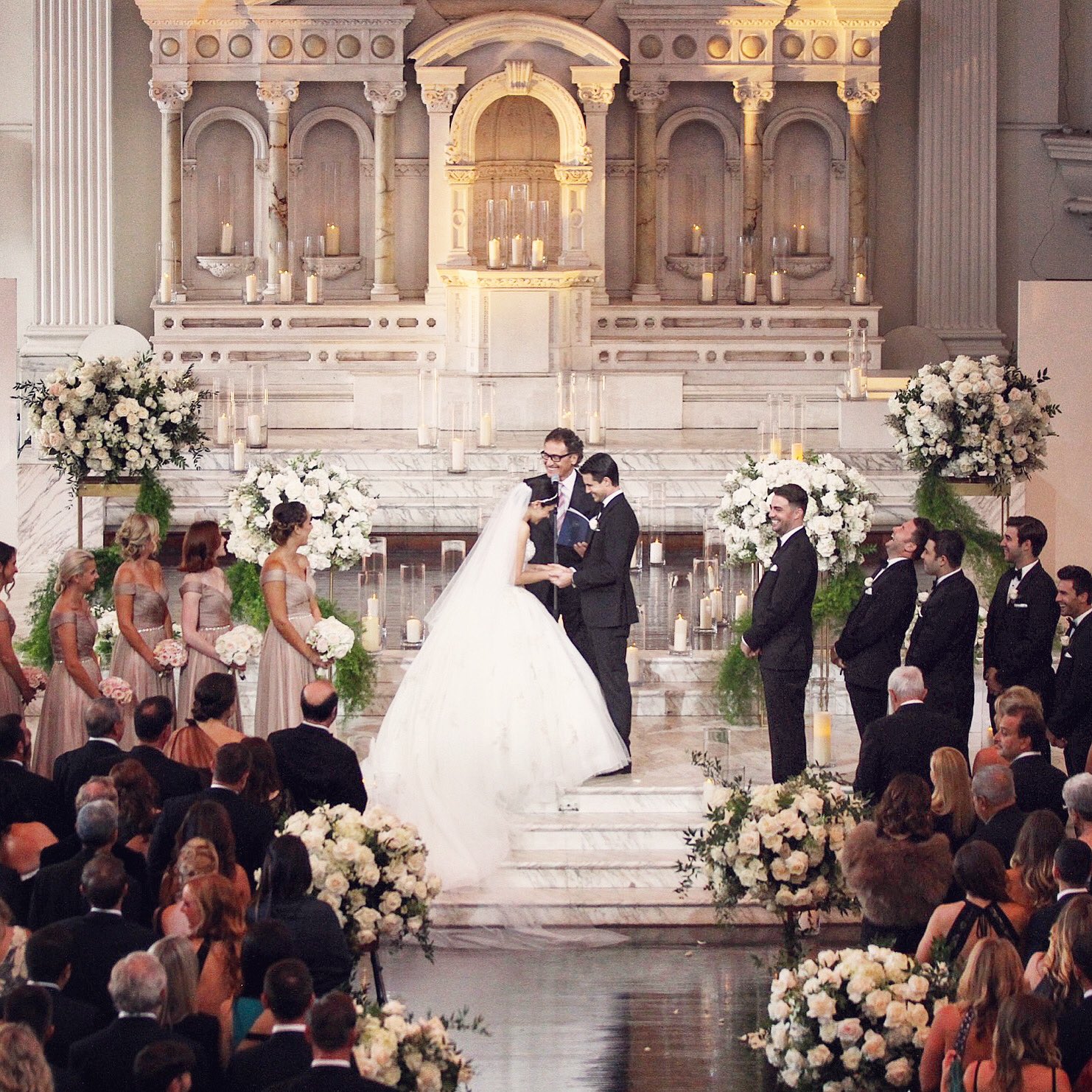 Robbie Amell And Italia Ricci