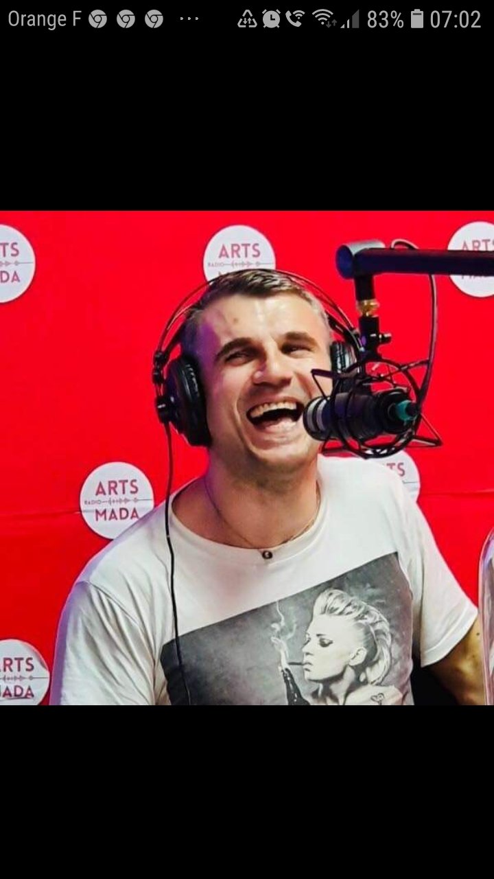 TW Pornstars - Sebastian Barrio. Twitter. Les amis on vous attend tout ...