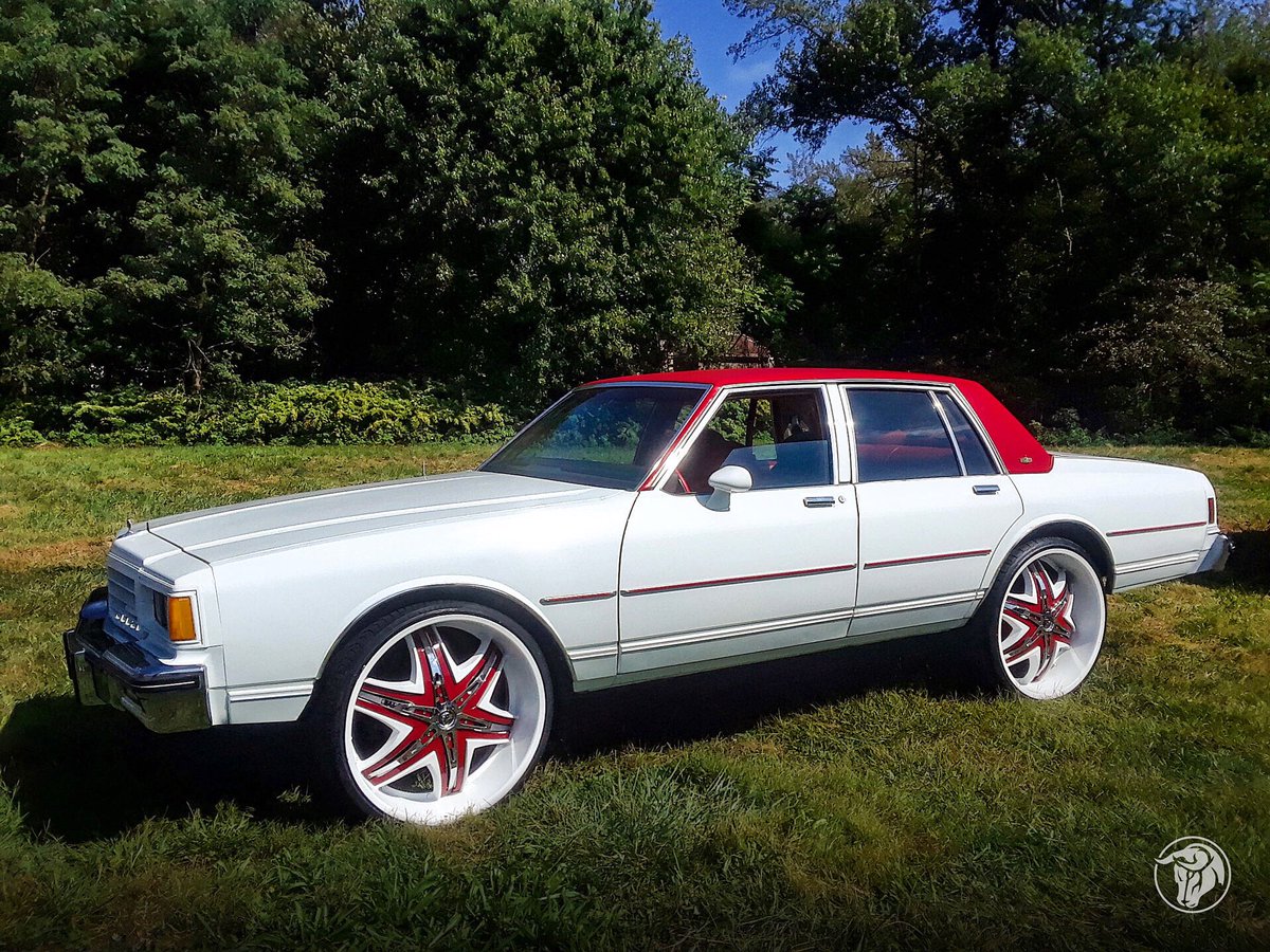 Box Chevy Caprice On 22s