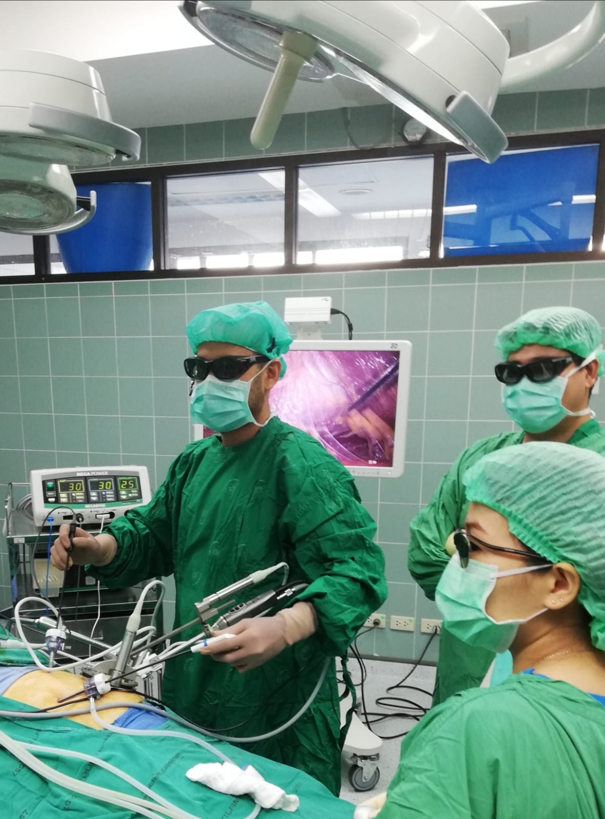 ENDOCONTROL on Twitter: "Great VIKY EP surgery today at Klang Hospital (Bangkok, Thailand), with ...