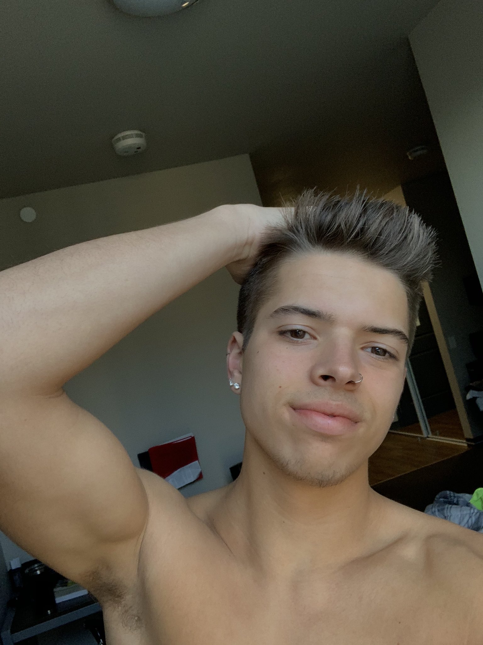 Evan Knoxx on Twitter: "smiling bc i get to see @heyydanielll in 8 hours https://t.co/cKCrghOEFj ...