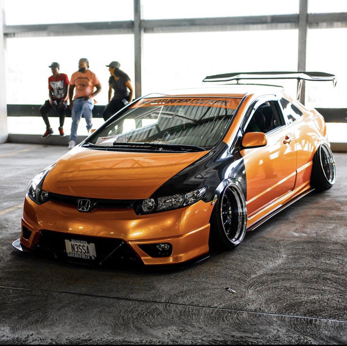 Slammed Civic Si
