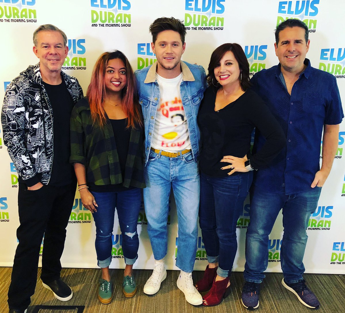 Elvis Duran Cast Scary