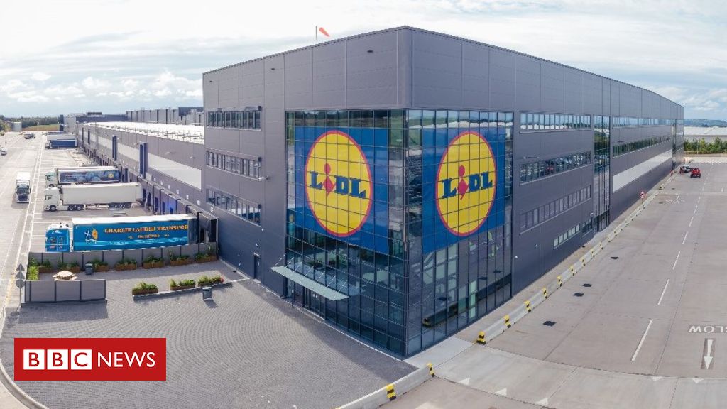 Supermarket chain Lidl has officially opened its new £70m Scottish ...