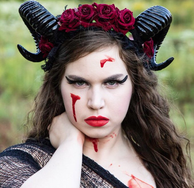 Danielle Mattox (@princessdj114) さんのコスプレ作品まとめ (1 件) - Twoucan