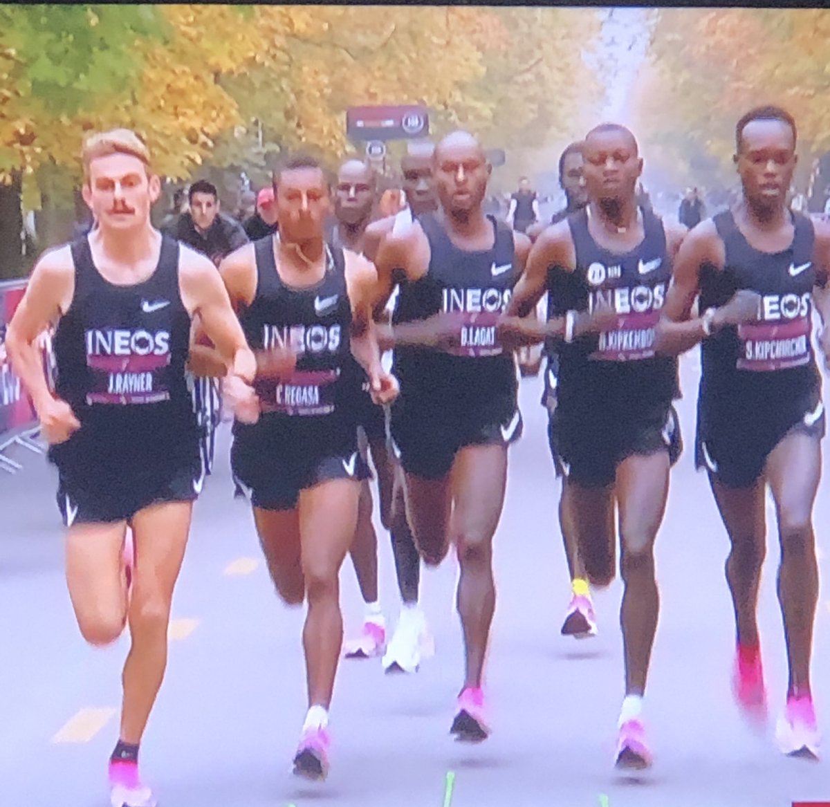 There’s something a teeny bit sinister about the black outfits ...