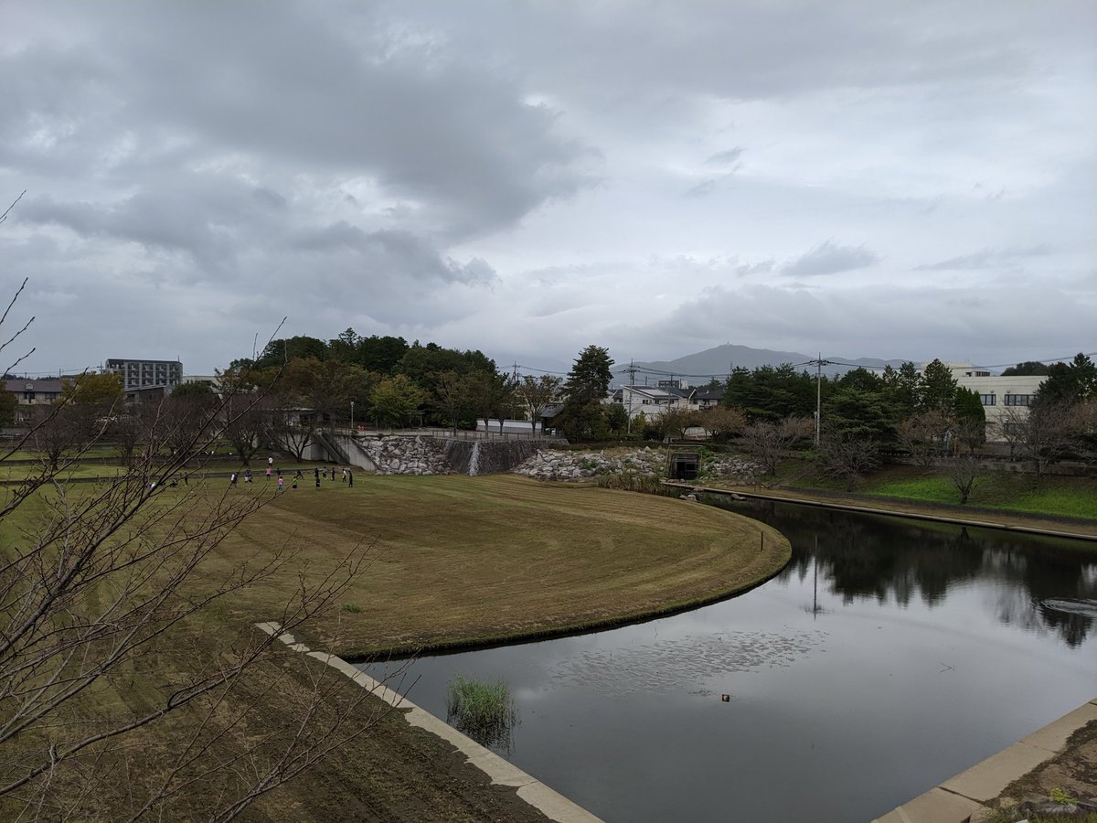 orefolder on Twitter: "おはようございます。9月13日(金)曇り。涼しいというか少し寒いくらい。空も暗い。 いきなり秋になりましたね。週末に向けて、もういっちょがんばり ...