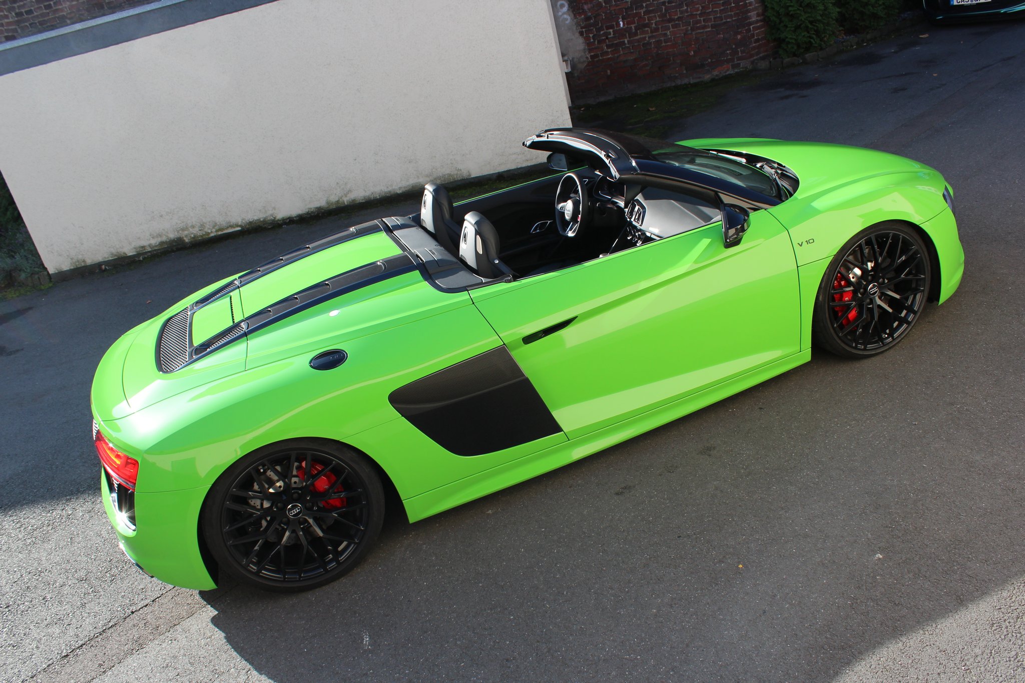 Audi R8 Spyder Green