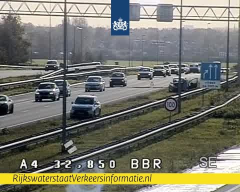 Rijkswaterstaat Verkeersinformatie on Twitter: " | Ongeluk met meerdere auto's op de #A4 ...