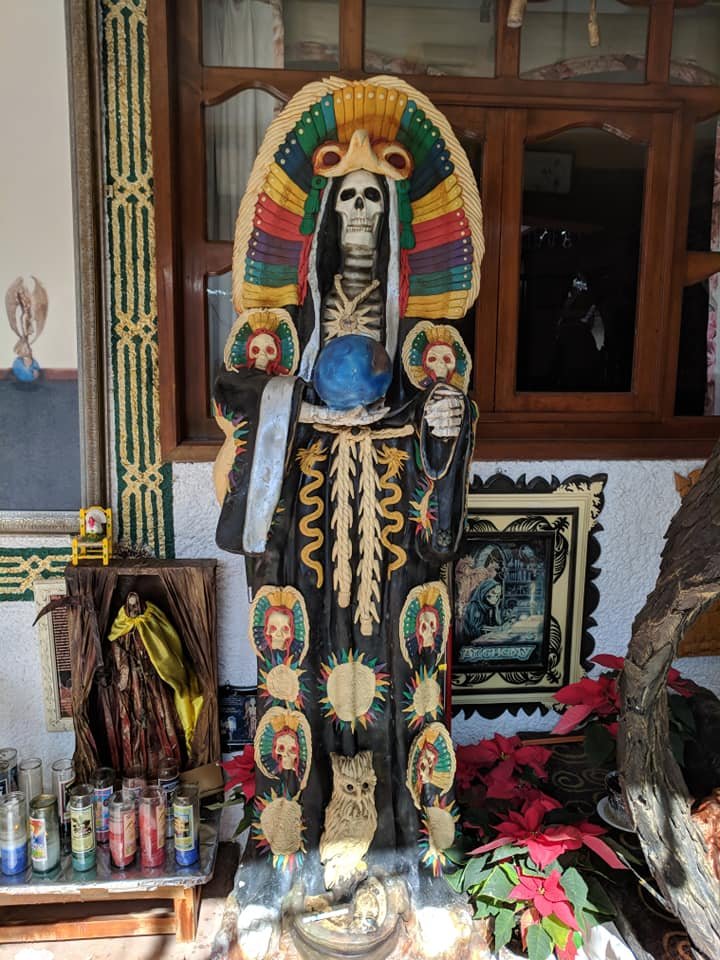 Mictecacihuatl Statue