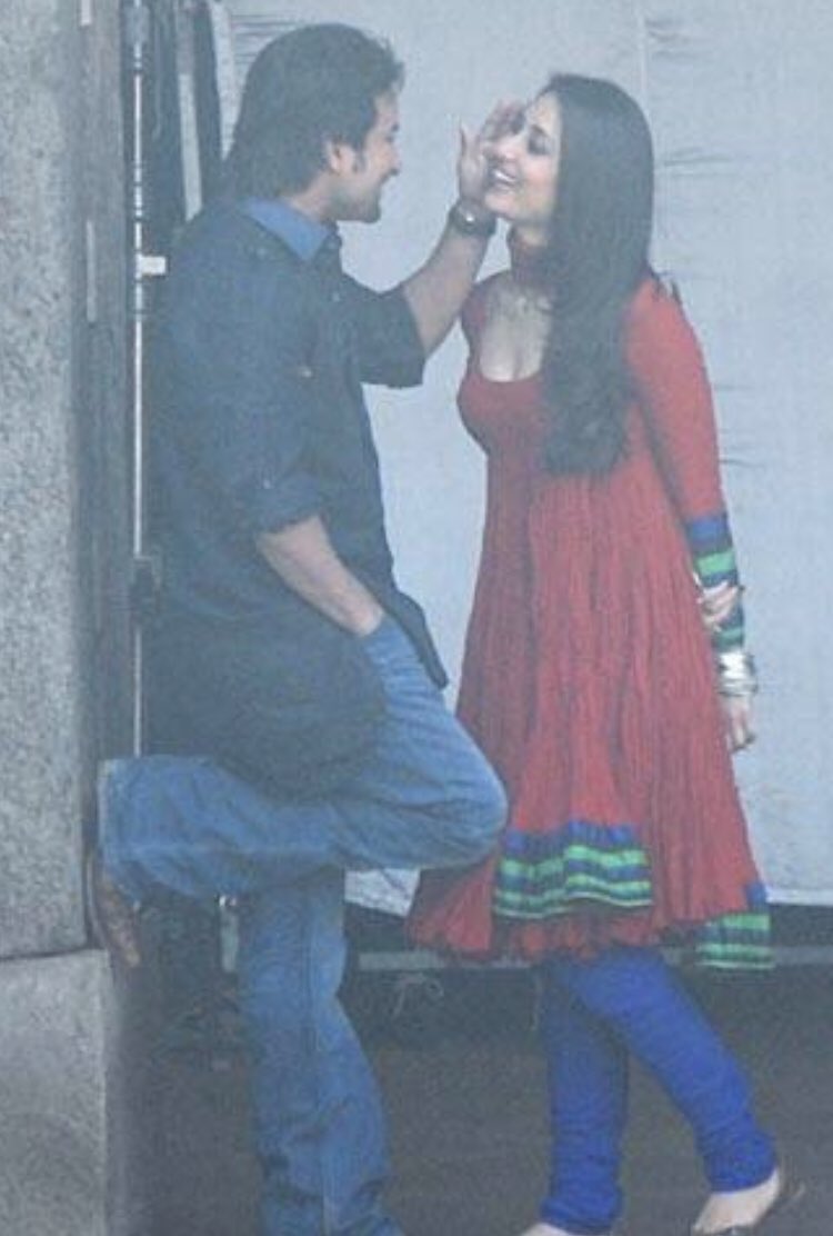 Kareena In Kurbaan Dress