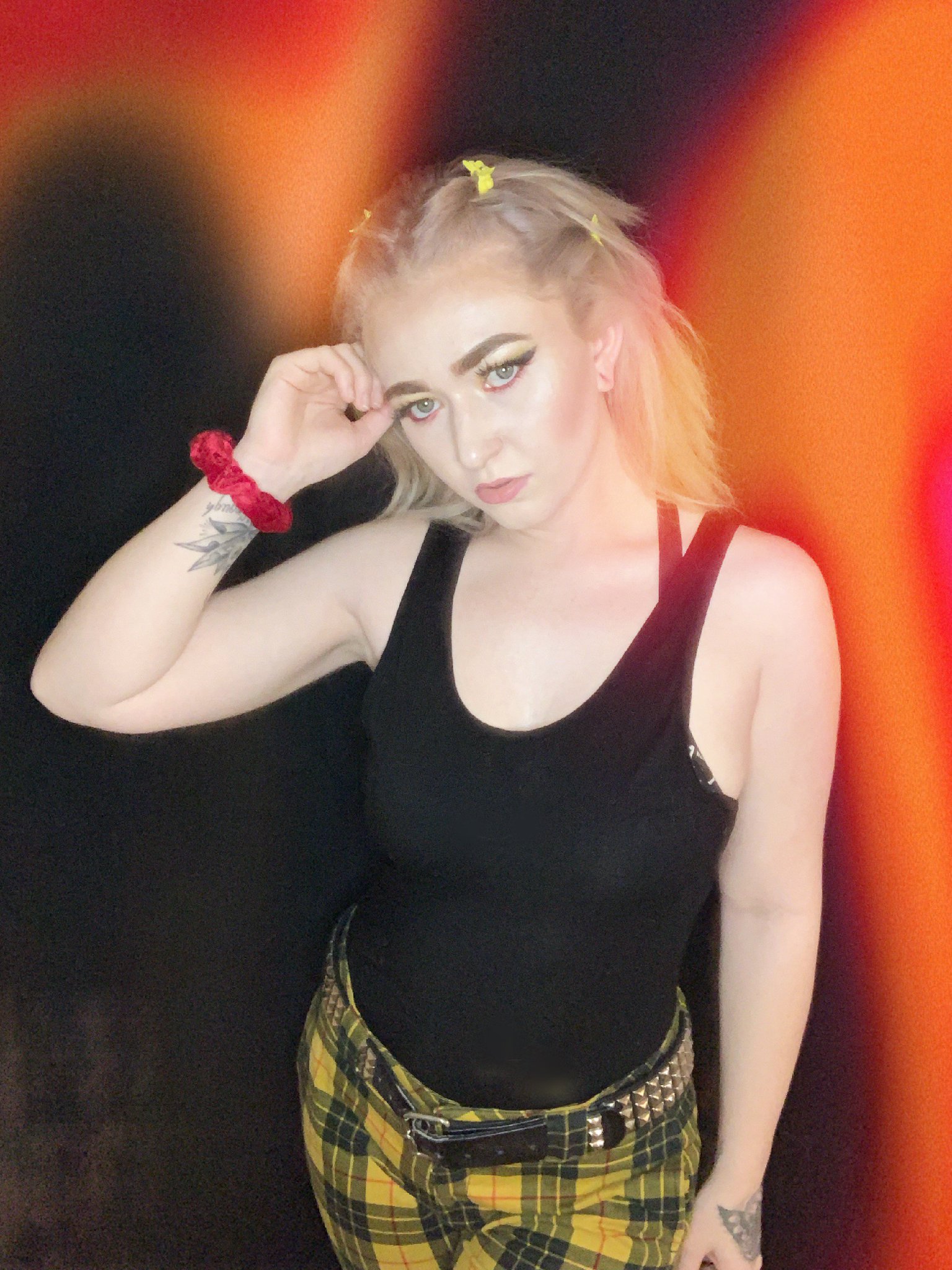 Callie Black 📍 Xbiz Miami On Twitter Actual Photo Of Me Wearing Pants