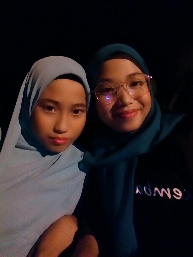 Nurul Izzati (@izzatishaarani2) | Twitter