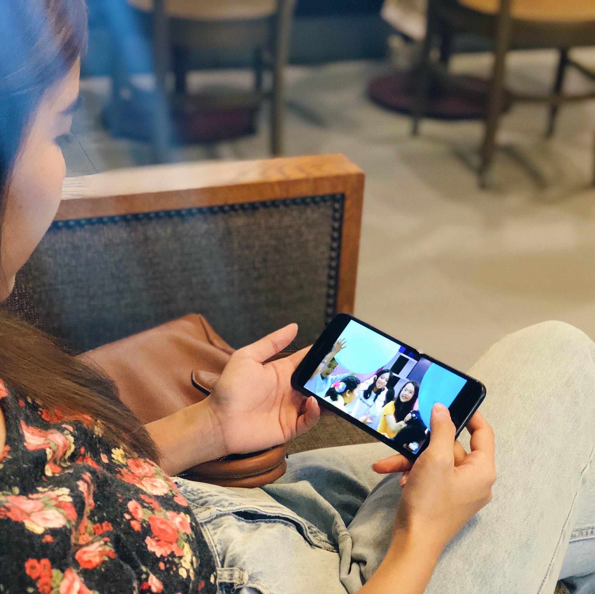 AIS on Twitter: "@baekeriiii แอดมินขอขอบคุณที่ให้ความสนใจ U ZEED PACKAGE 450 บาท นะครับ สามารถ ...