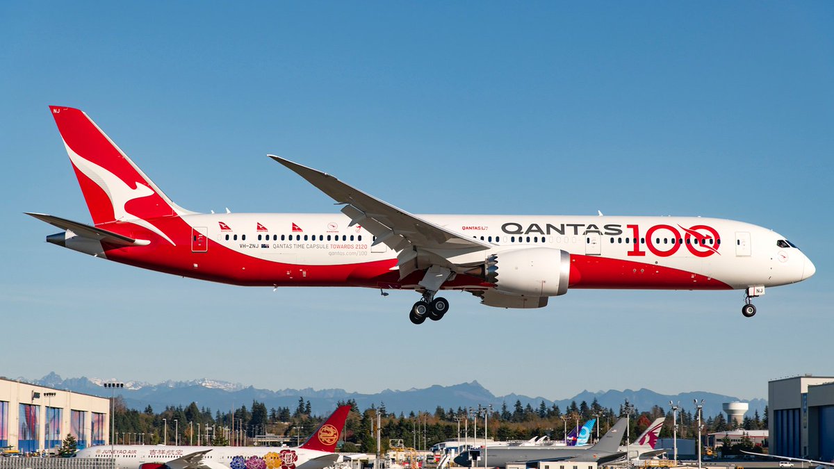 Qantas reveals 100th anniversary special livery on 787-9 - Airliners.net
