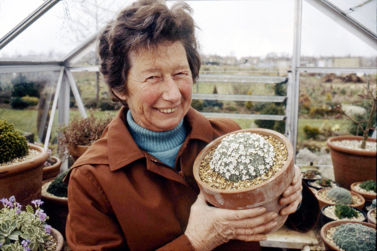 Anne Swithinbank's Instagram, Twitter & Facebook on IDCrawl