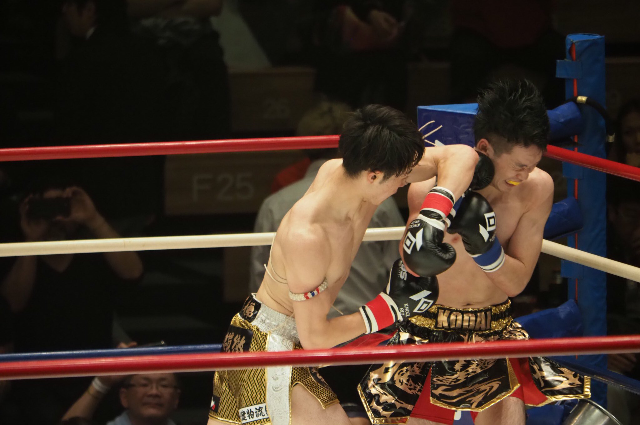 Gigio on Twitter: "KNOCK OUT 2019 BREAKING DAWN オープニングマッチ3 53.5kg契約（バンタム級相当） 3分3R 古村 光（FURUMURA ...