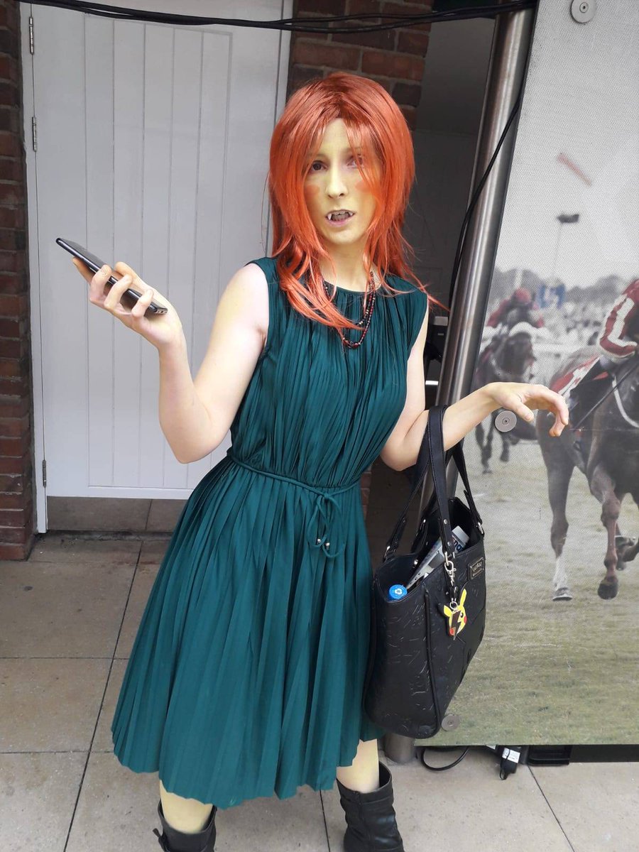 Victoria Bates (@meitonapalace) さんのコスプレ作品まとめ (1 件) - Twoucan