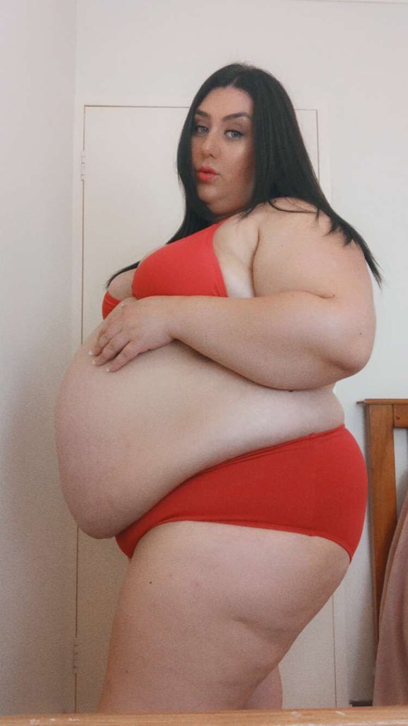 Magic Alexander 1976: Layla im Bikini