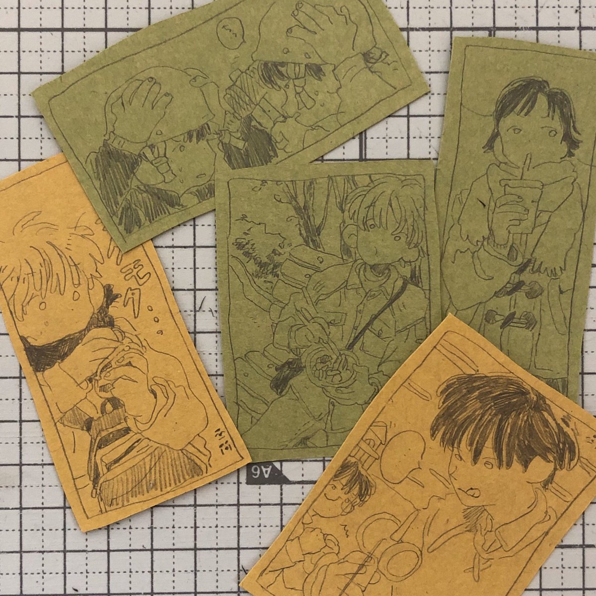 「カレンダー購入用の券にも落書きしました〜 有志展dadakoさんでは商品棚に見本だけ設置させていただきますので、横にある」昼間の漫画