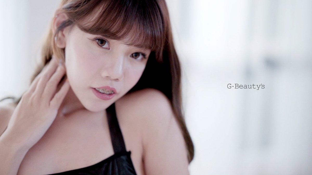 看更多妹子 >> https://t.co/3nw99tDiVn