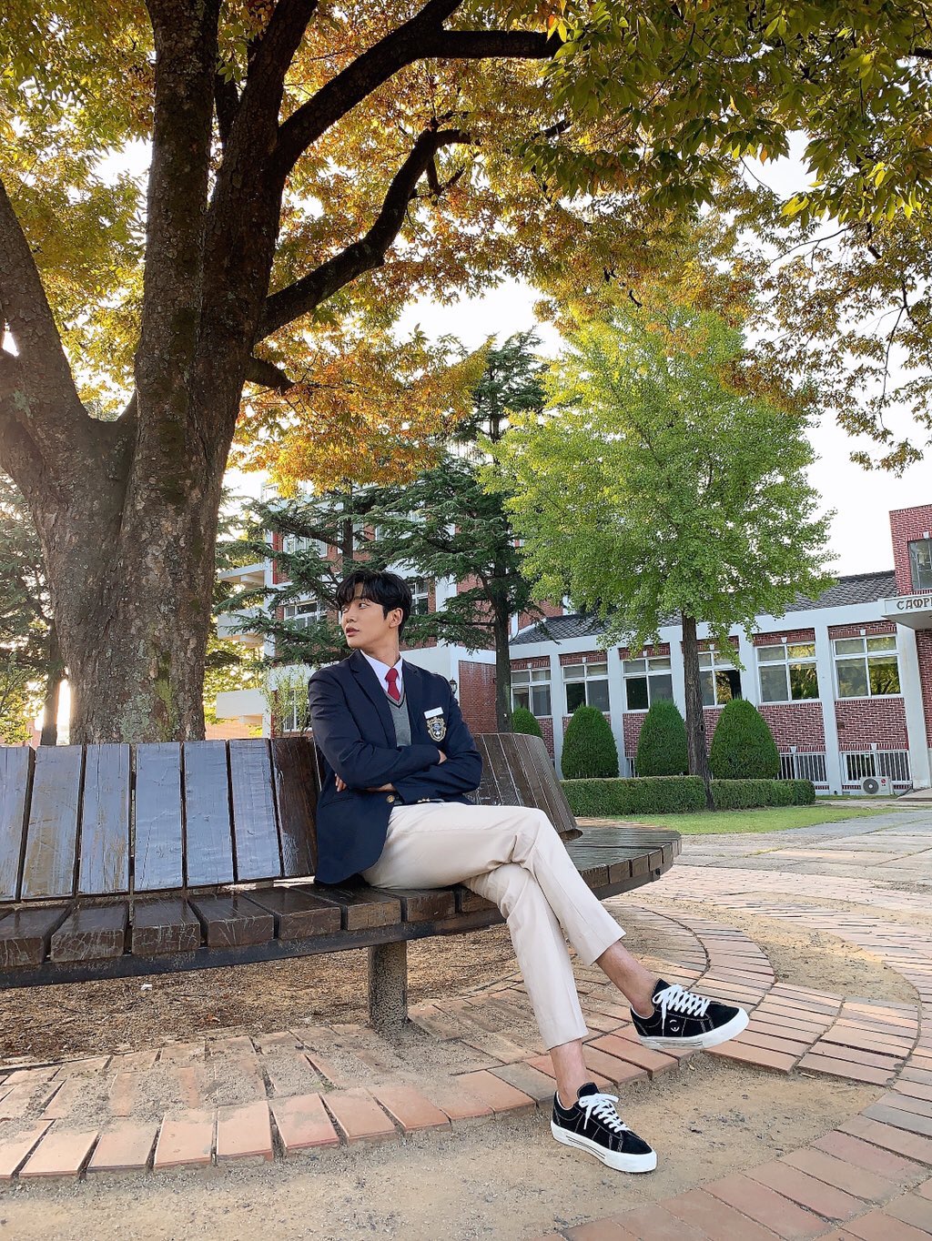 ROWOON THAILAND on Twitter: "(แปล) โรอุนแฟนคาเฟ่ หัวข้อ: คืนนี้ 18:55 น. ผมกำลังตั้งใจถ่ายทำละคร ...