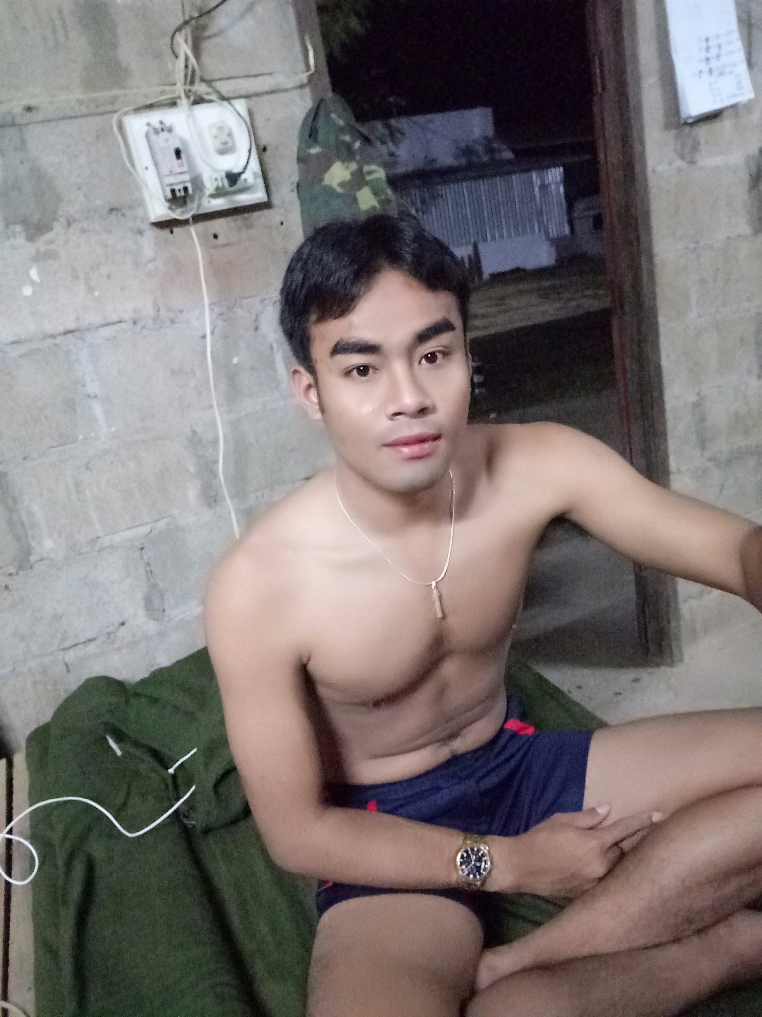 Phout on Twitter: "ยากเปันนายแบบจังเลย https://t.co/yYA7BLnwf5" / Twitter