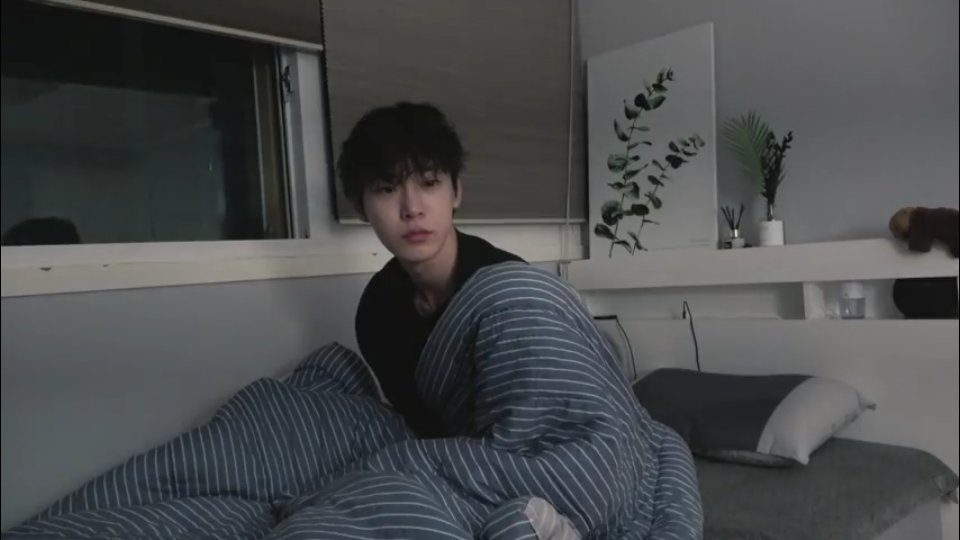 ภูผา (@Phupha_doyoung) | Twitter