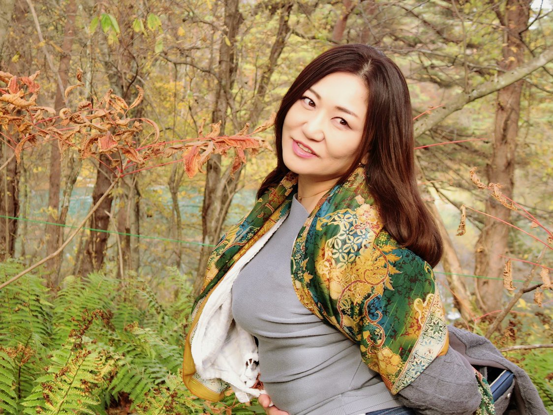 sa____ku____ra *2 on Twitter: "おはようございます 今朝の関東は寒いですね 今シーズン初手袋使いました それでは今日一日頑張りましょう #ポートレート撮影 ...