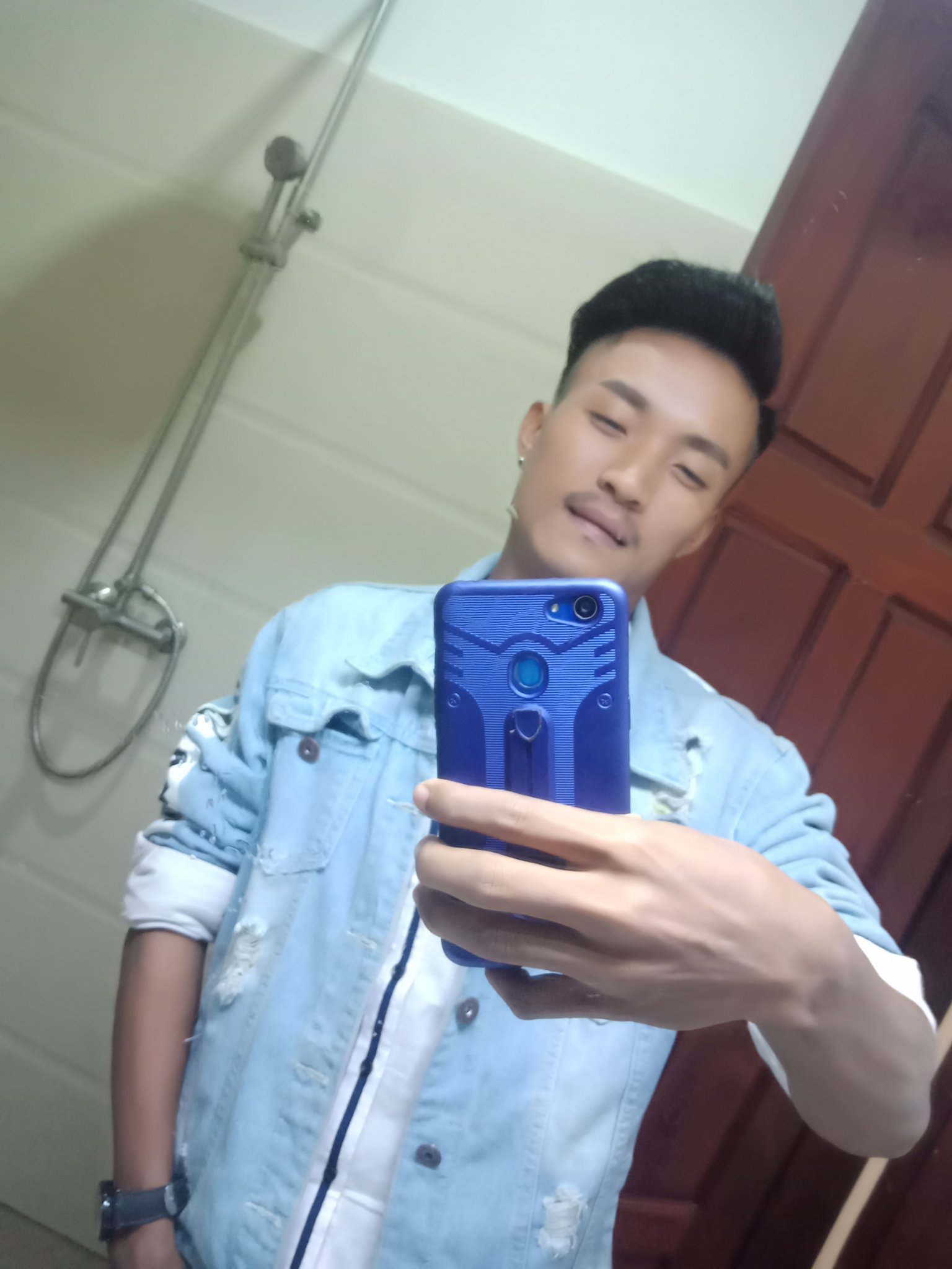 Htet Arkar (@HtetArk07603744) / Twitter