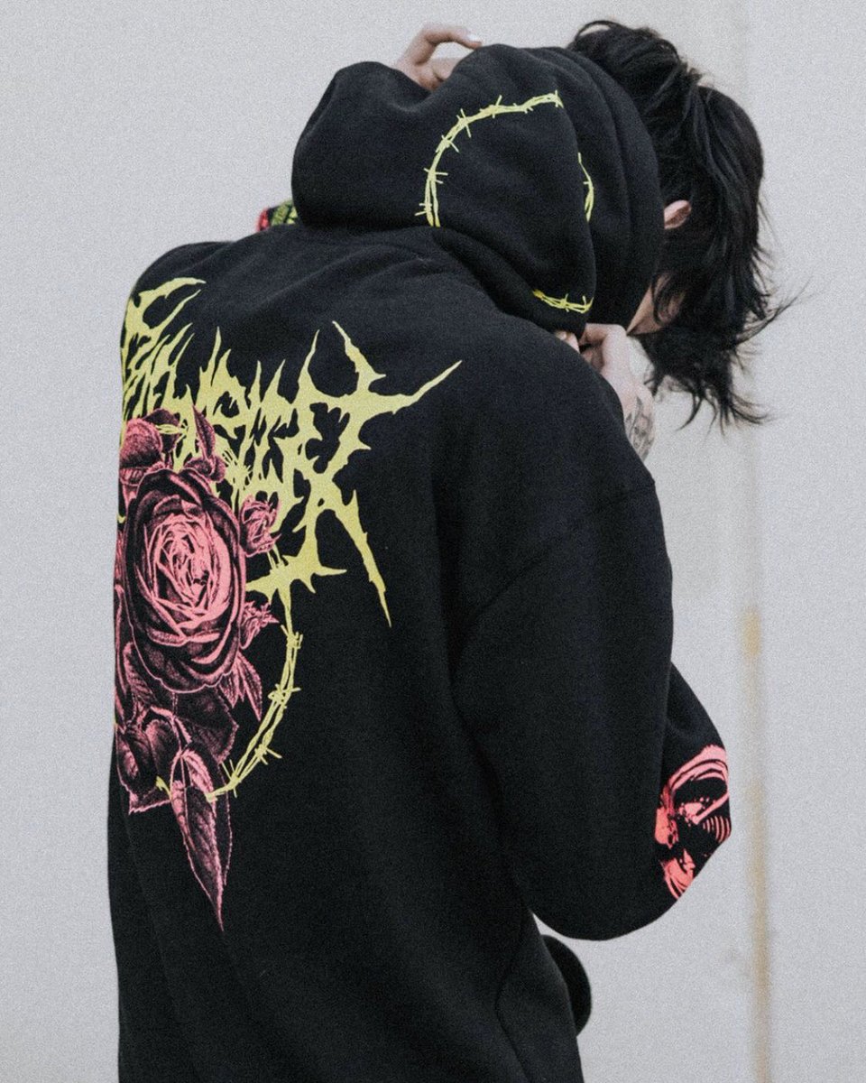 Anyone know where I can get a hoodie from the fall 2019 collection? : r ...