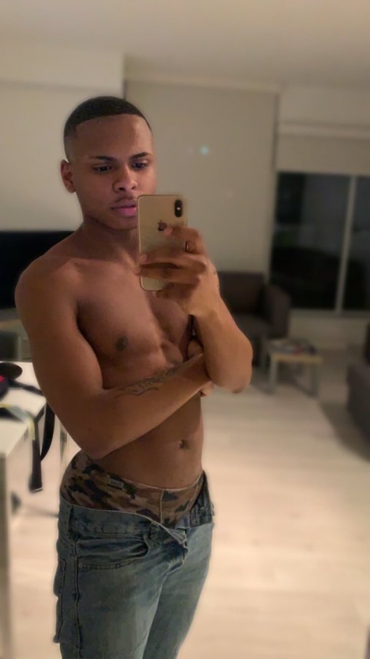 - xes🍭 on Twitter: "♥️♥️♥️يالبي السمر https://t.co/VschfeYPMx" / Twitter