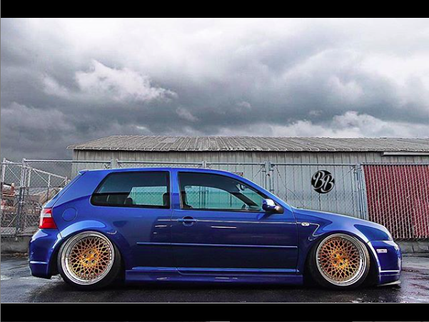 Volkswagen Golf R32 Modified