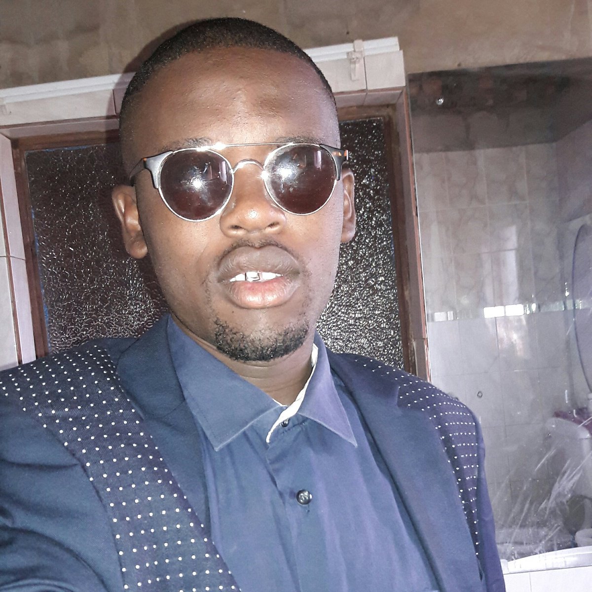 Sandile M Hlupheni (@HlupheniM) | Twitter