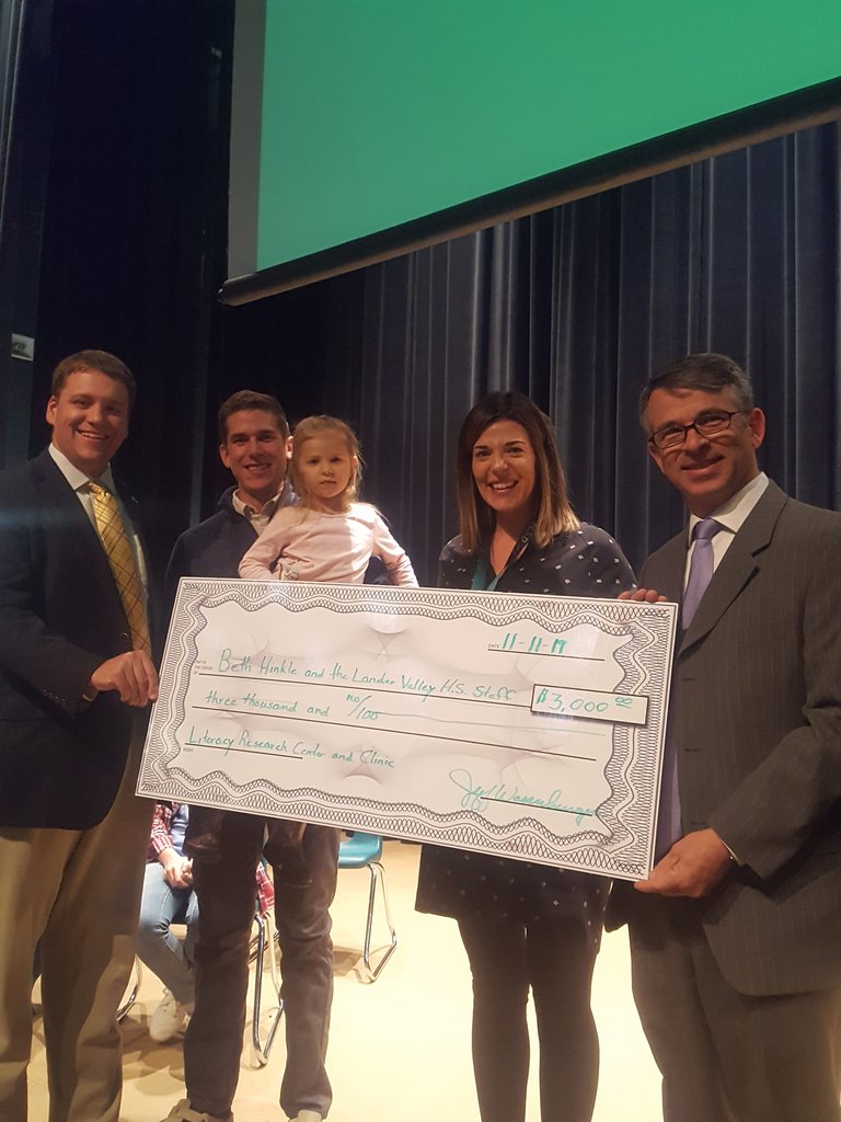 Beth Hinkle's Instagram, Twitter & Facebook on IDCrawl