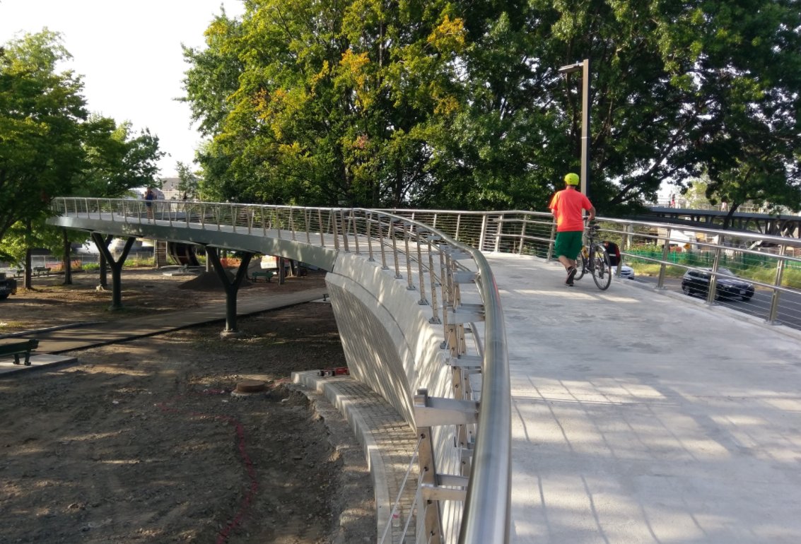 A Thread from @PeoplesPike: "And people love the new Frances Appleton ...