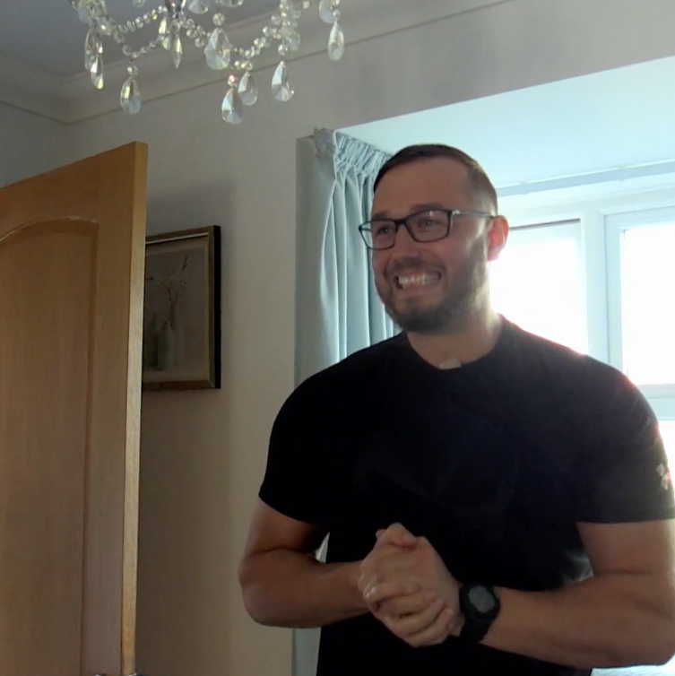 Hunted HQ (Hunted_HQ) - Tweets on iEmoji.com