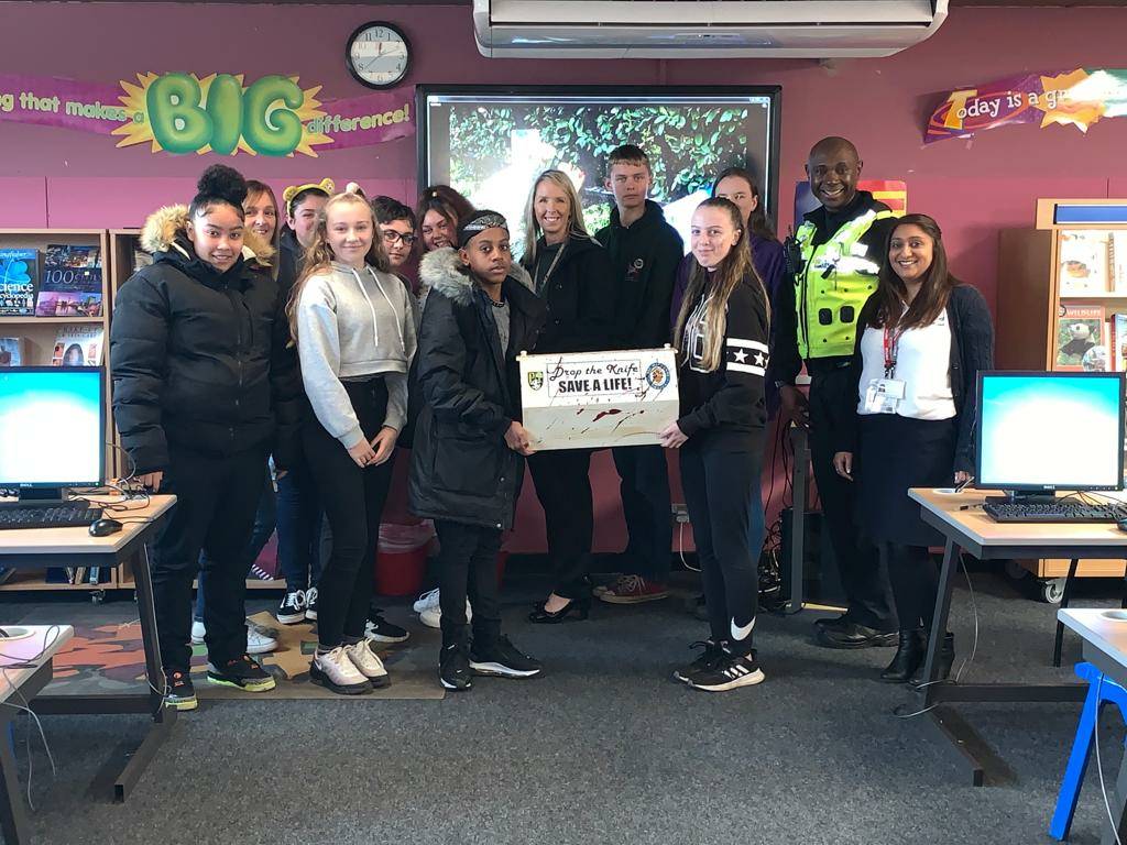 Perryfields Academy on Twitter: "Do you know how many knives you have at home?Most young people ...