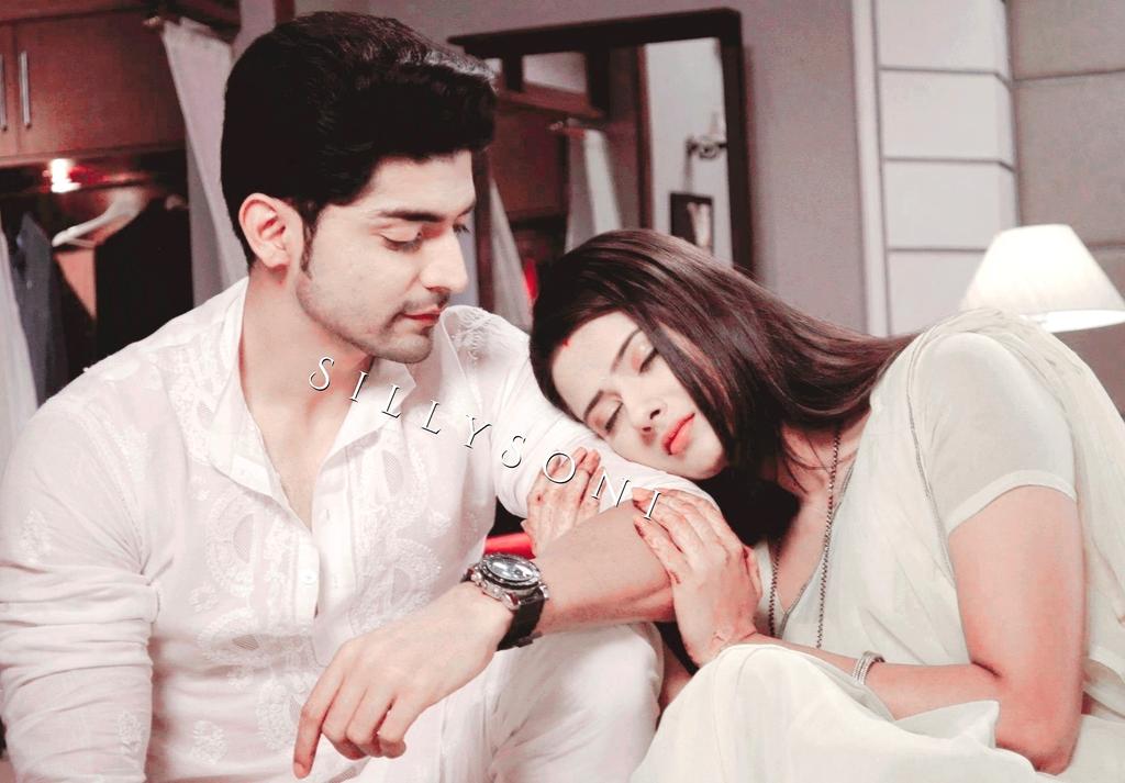 Punar Vivah Aarti And Yash Wallpaper