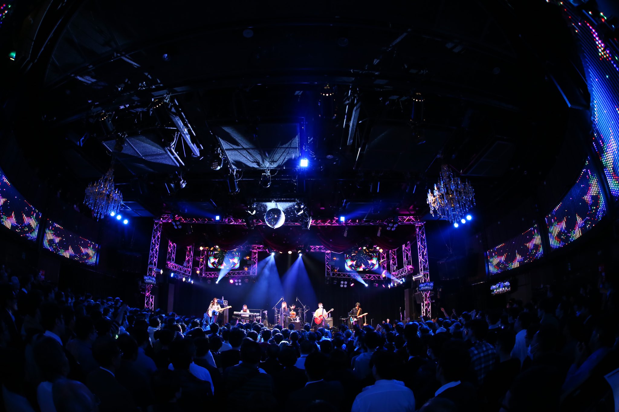 SARD UNDERGROUND STAFF on Twitter: "SARD UNDERGROUND 4th LIVE in TOKYO @ 新宿ReNY 初めての東京ワンマン、色々な方に ...