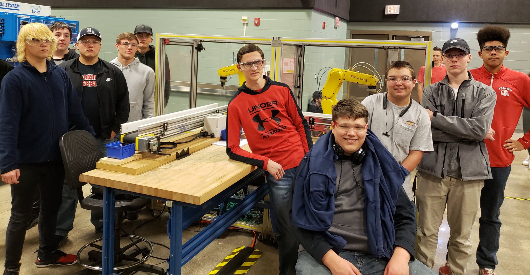 SWPA BotsIQ on Twitter: "Frazier High School #BotsIQ team visited their Industry Advisor ...