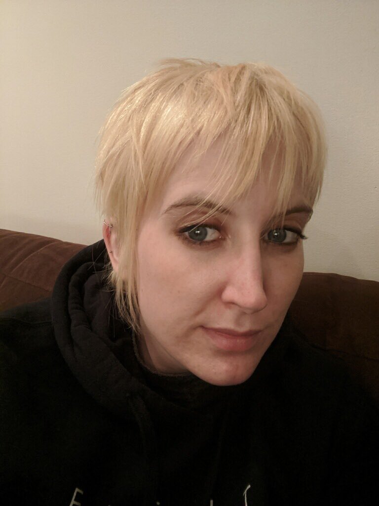 Dixie Dawson's Instagram, Twitter & Facebook on IDCrawl