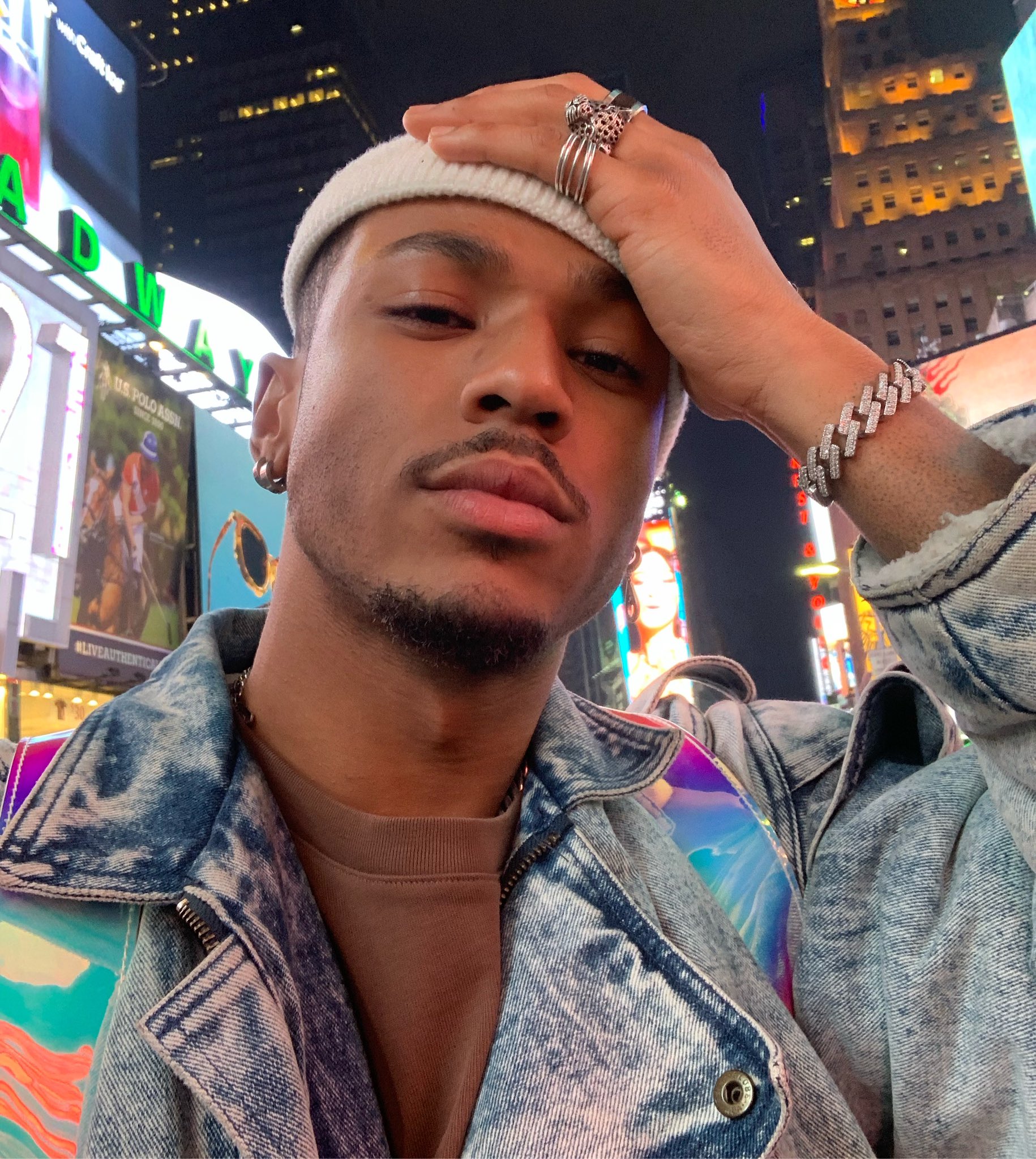 TW Pornstars - Ayoub. Twitter. So?. 10:35 PM - 2 Dec 2019