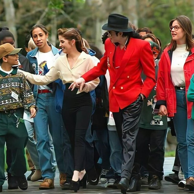 Michael Jackson And Lisa Marie Presley Neverland