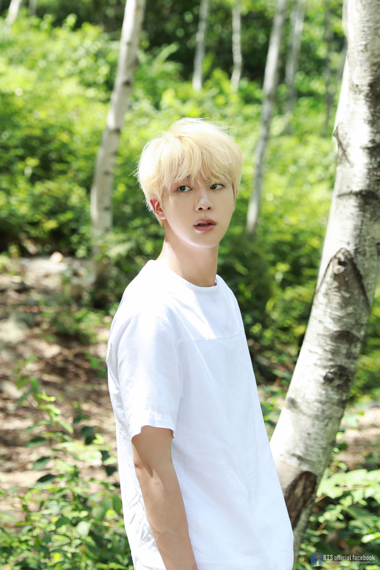 pk⁷ JIN DAY on Twitter: "@BTS_twt WE LOVE YOU SO MUCH I HOPE YOU KNOW THAT https://t.co ...