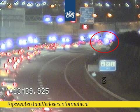 Rijkswaterstaat Verkeersinformatie on Twitter: " | Door dit ongeluk bij Delft-Zuid op de #A13 ...