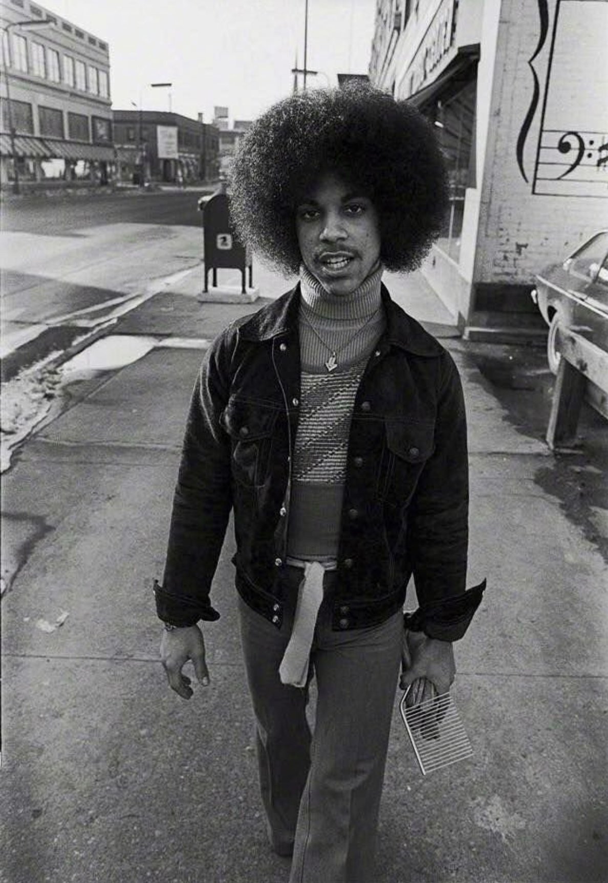 Young Prince Rogers Nelson