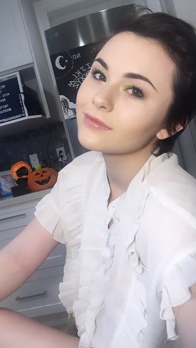 TW Pornstars - IamMissTery. Pictures and videos from Twitter. Page 16