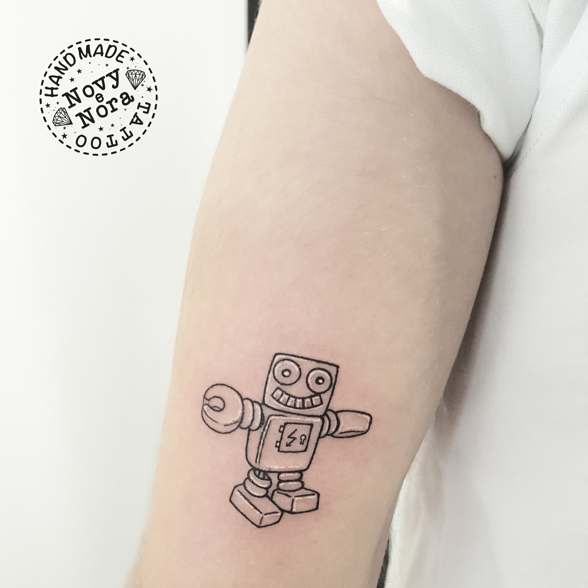 Robot Toy Tattoos Cloe Addams Tattoo Cute Lil Robot From My Flash